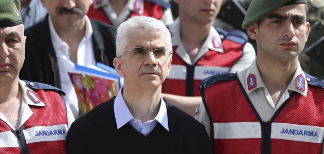 Darbe bildirisinde imzası olan albaya 141 kez ağırlaştırılmış müebbet